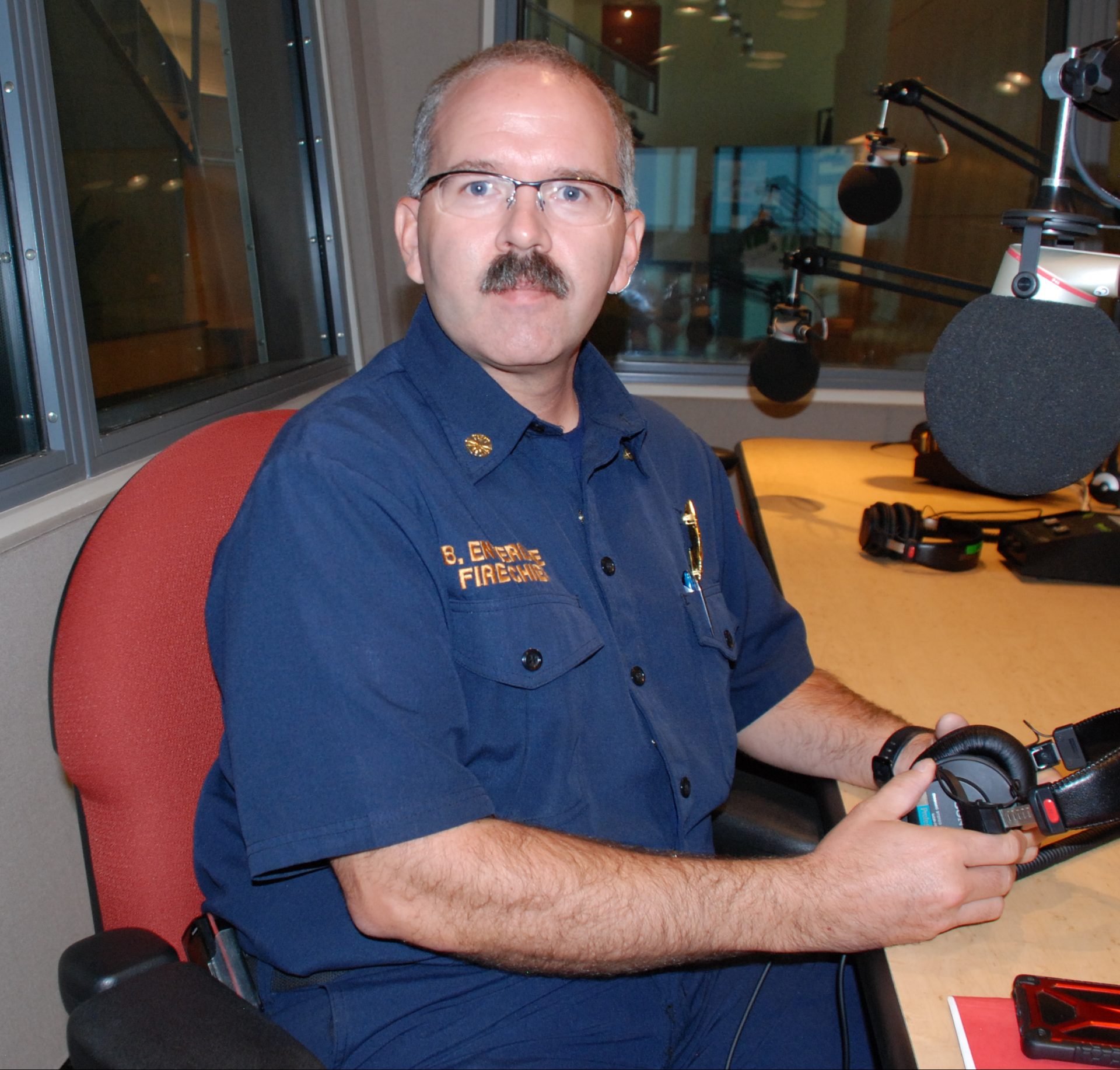 Compassionate listening in a hyper-connected world | Smart Talk