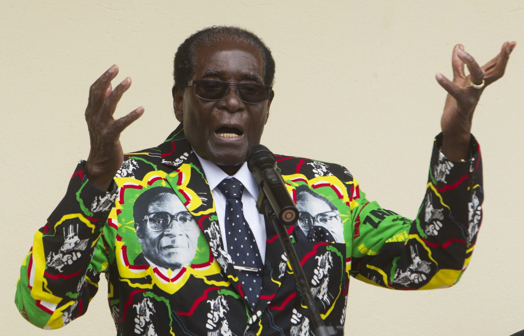 Robert Mugabe, longtime Zimbabwe leader, dies at 95 | WITF