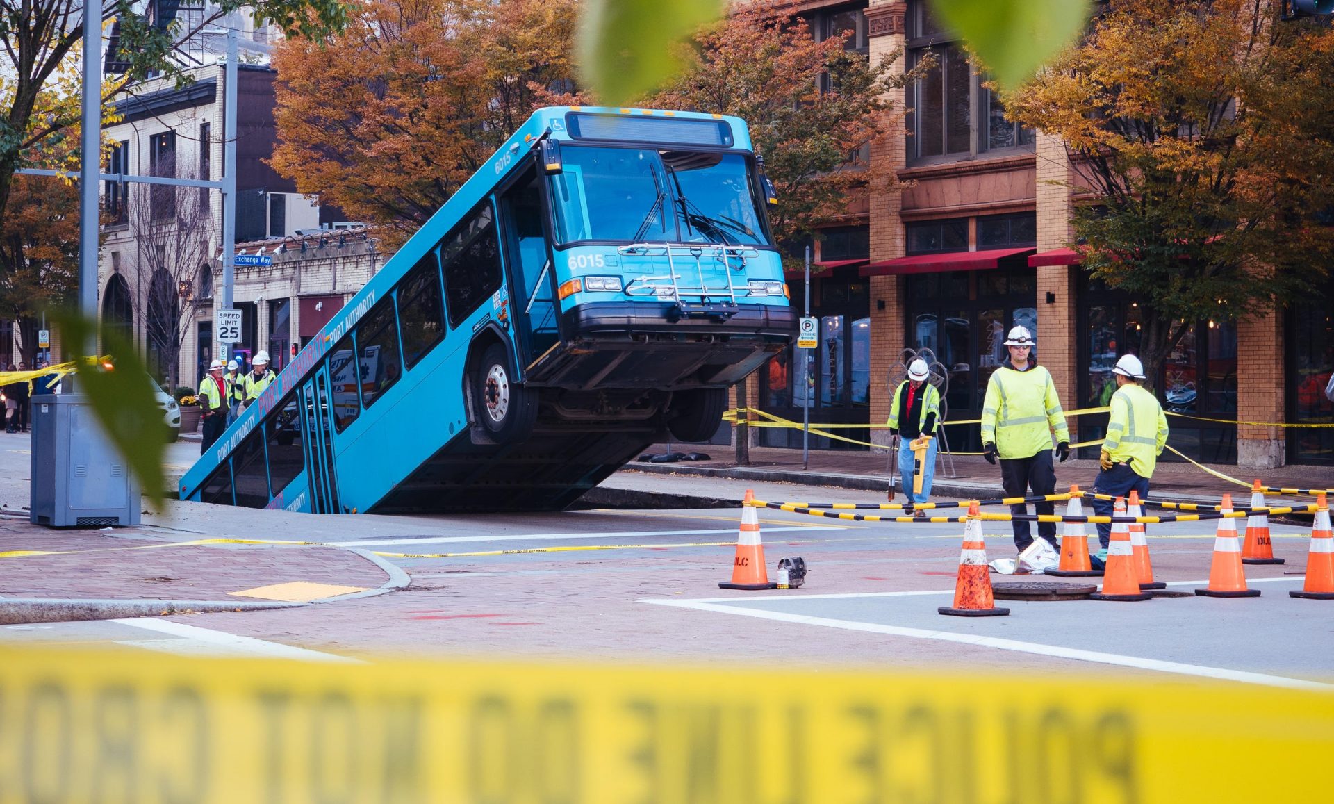 Cranes remove bus partially swallowed by Pittsburgh sinkhole | WITF