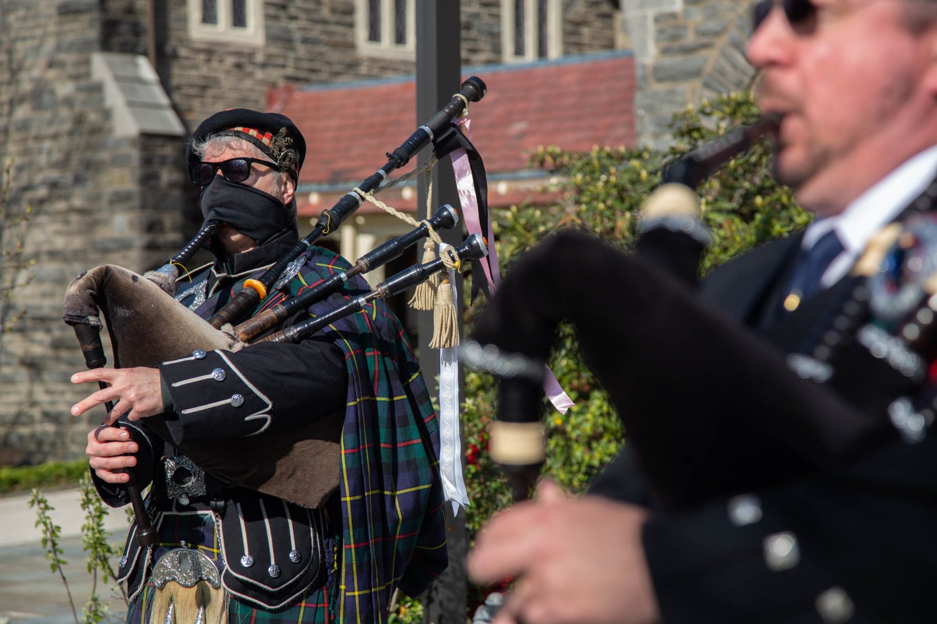 ‘It lifts our spirits:’ Philly area celebrates Easter with bagpipes ...