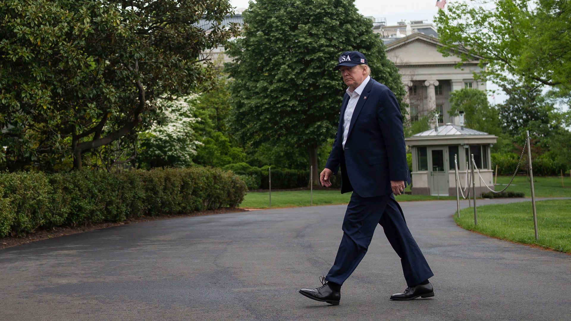Trump returns to the road with Arizona trip to mask-maker | WITF