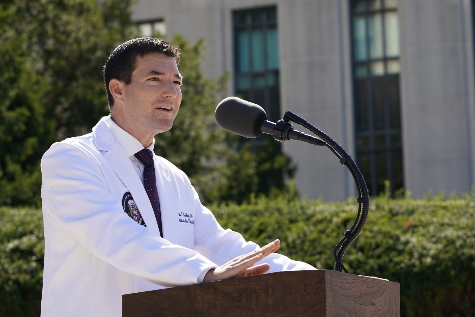 White House official calls next 48 hours ‘critical’ for Trump’s care | WITF