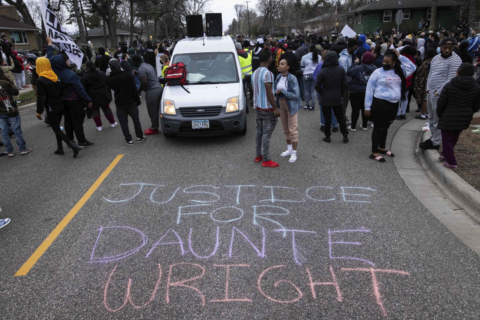 Police officer who fatally shot Daunte Wright in Minnesota with ...
