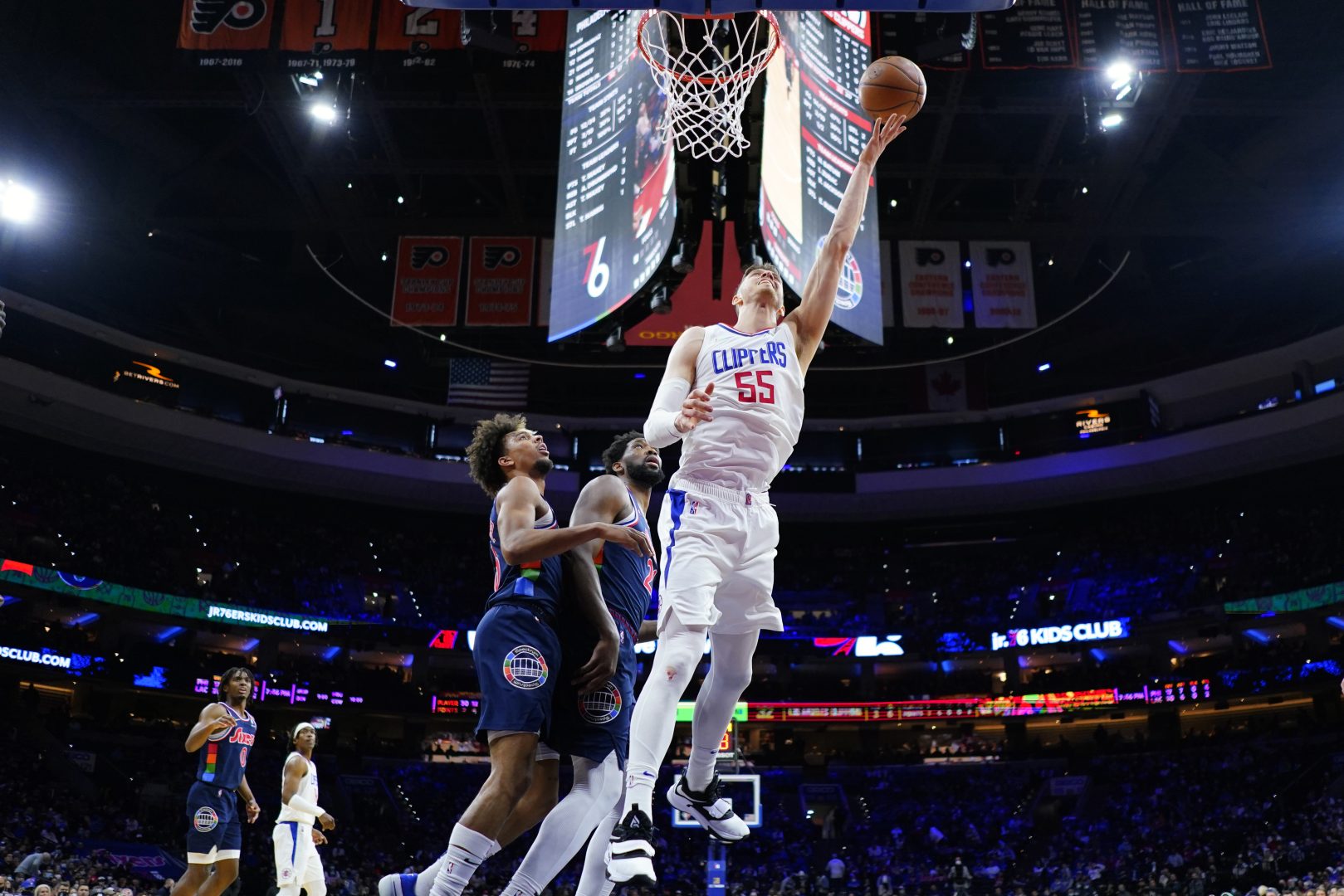 Jackson completes Clippers’ rally past 76ers for 102-101 win | WITF