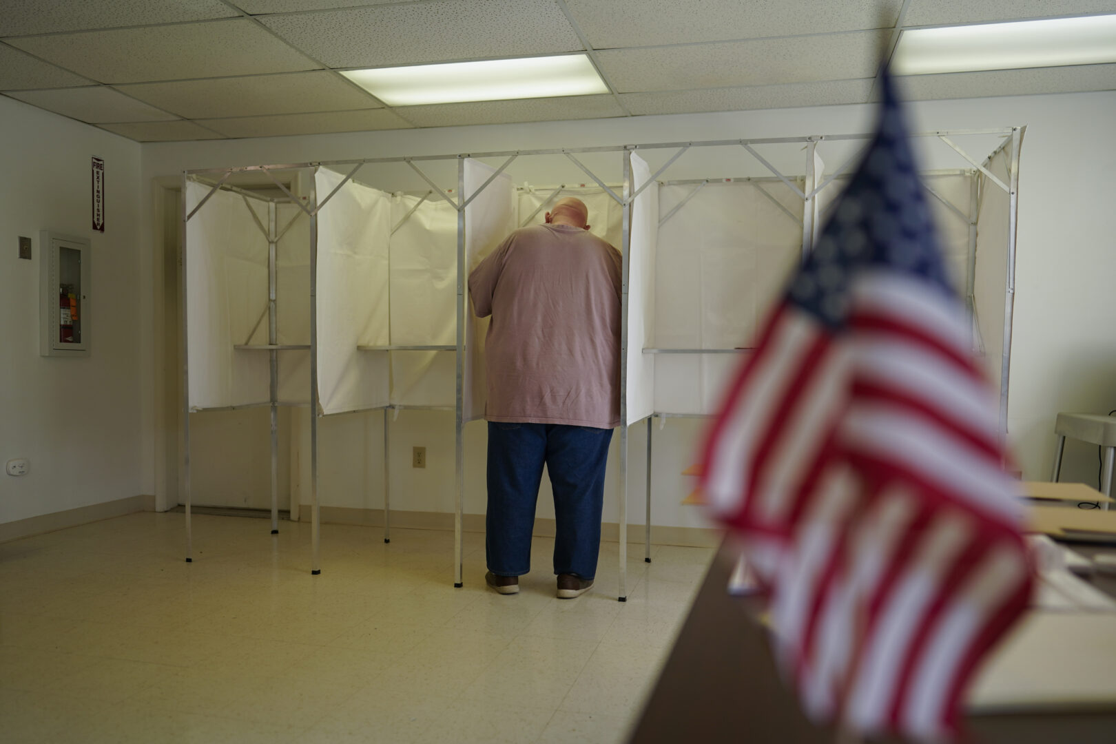 Red wave crashing? GOP momentum slips as fall sprint begins | WITF