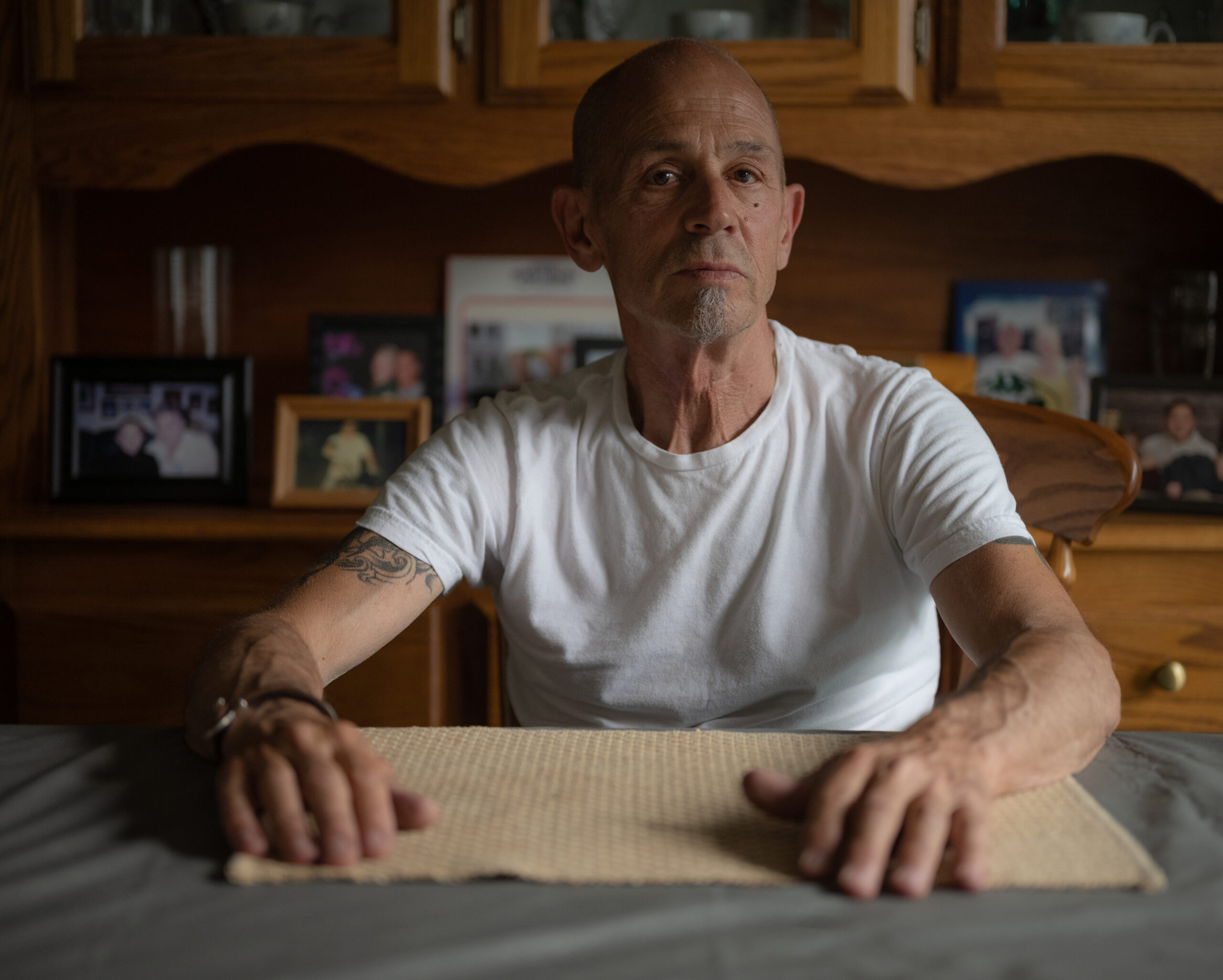 They inhaled asbestos for decades on the job. Now, workers break their ...
