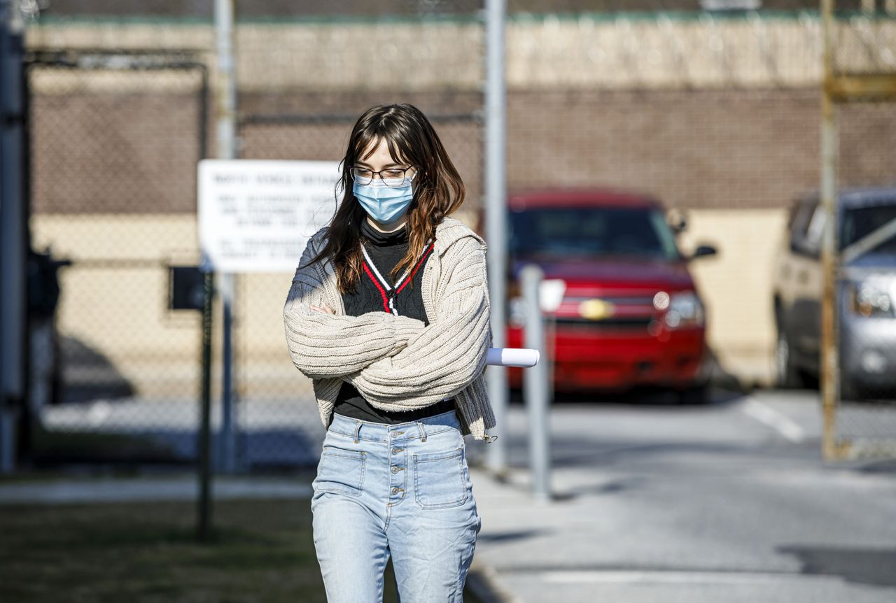 Jurors in Riley Williams Capitol riot trial need to ignore biases ...