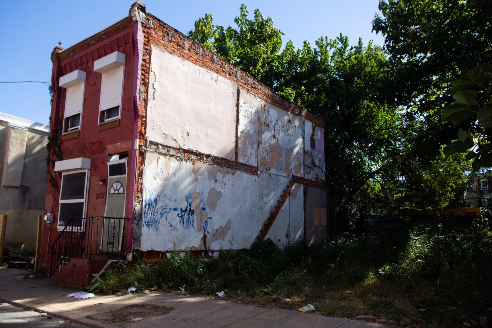 Fighting blight by fixing up homes could bring down gun violence, new ...